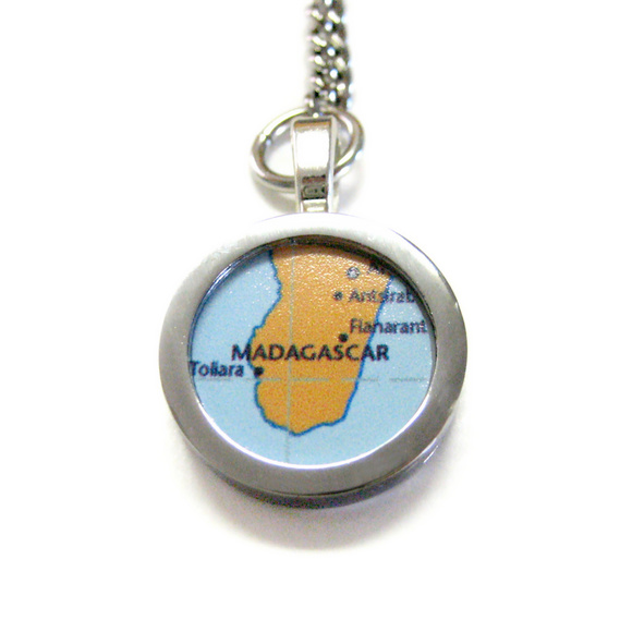 Kiola Designs | Accessories | Madagascar Map Keychain | Poshmark